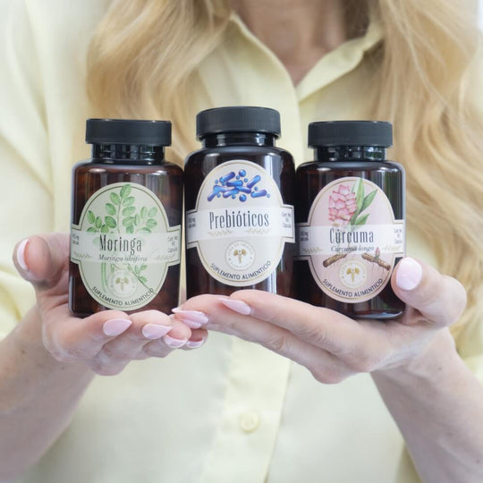 MENOKIT – Luna de Oriente